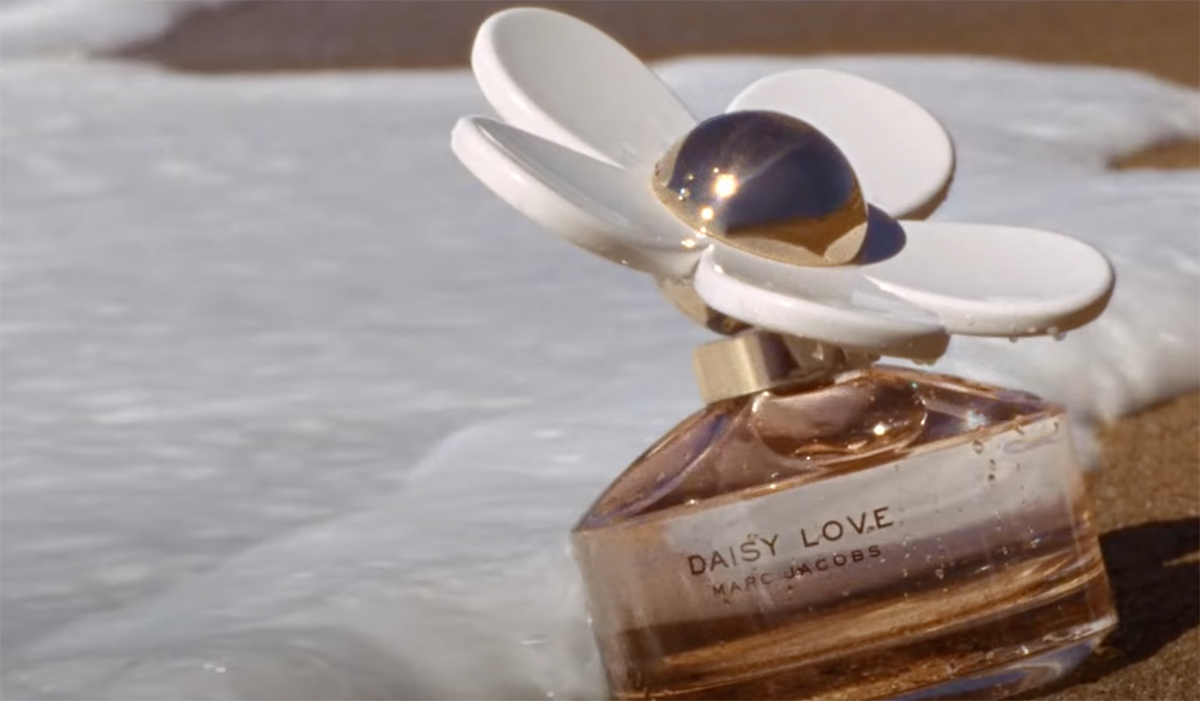 Marc Jacobs Daisy Review - Seductive, Peppy, But Is It For You ...
